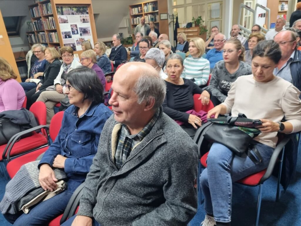 Mjesec hrvatske knjige: Goran Tribuson u Bjelovaru predstavio novi roman Zbogom Izabel ...