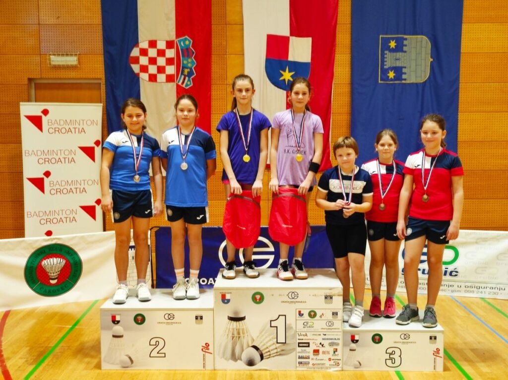 Veliki uspjeh: Tia Rakovčan dvostruka prvakinja Hrvatske u badmintonu — Bjelovar.live
